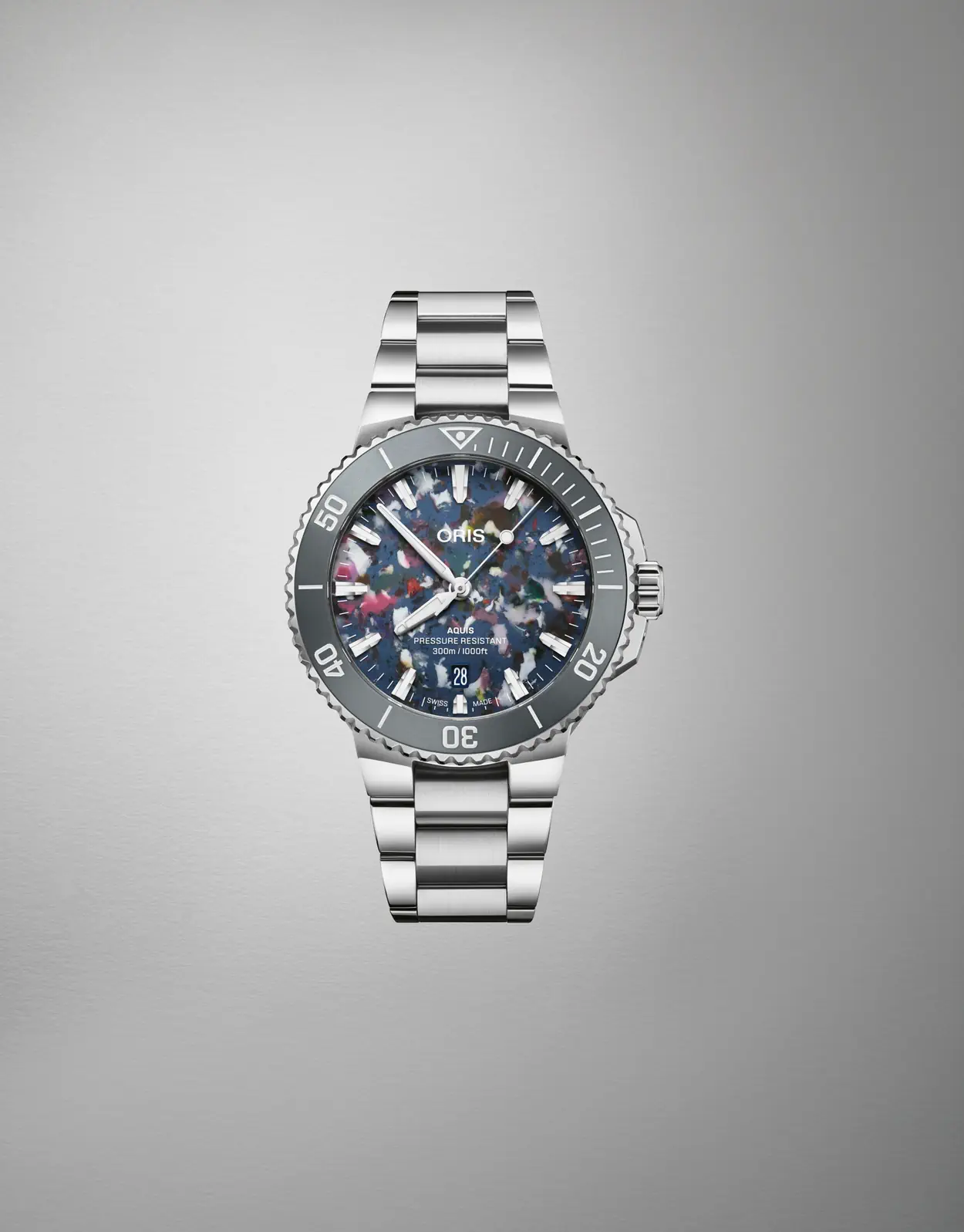 ORIS AQUIS DATE UPCYCLE - 41,5 MM - Gioielleria Pasquali Domenici ...